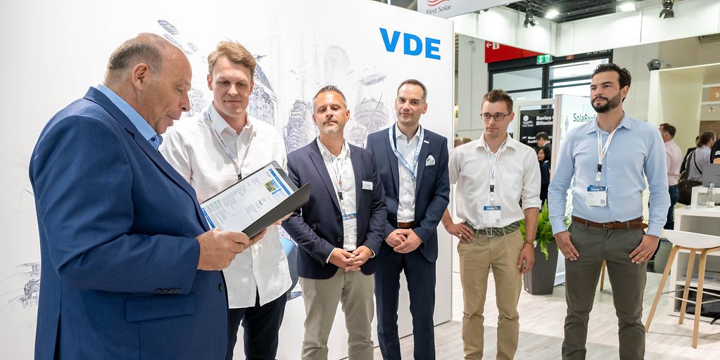 Enpal Zertifikat Übergabe Intersolar 2023